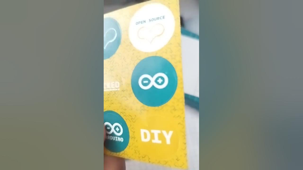 Unboxing/Desempaquedo del Arduino Nano ESP32 - YouTube