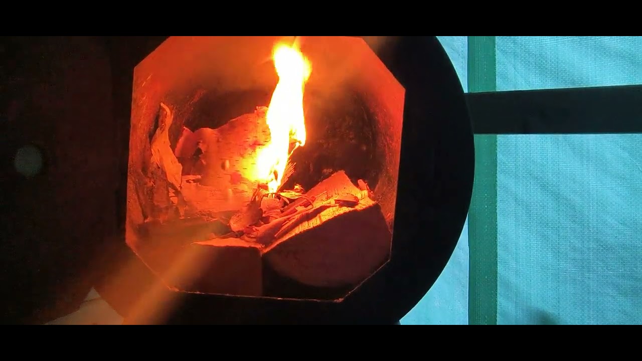 The best natural fire starter on earth. - YouTube