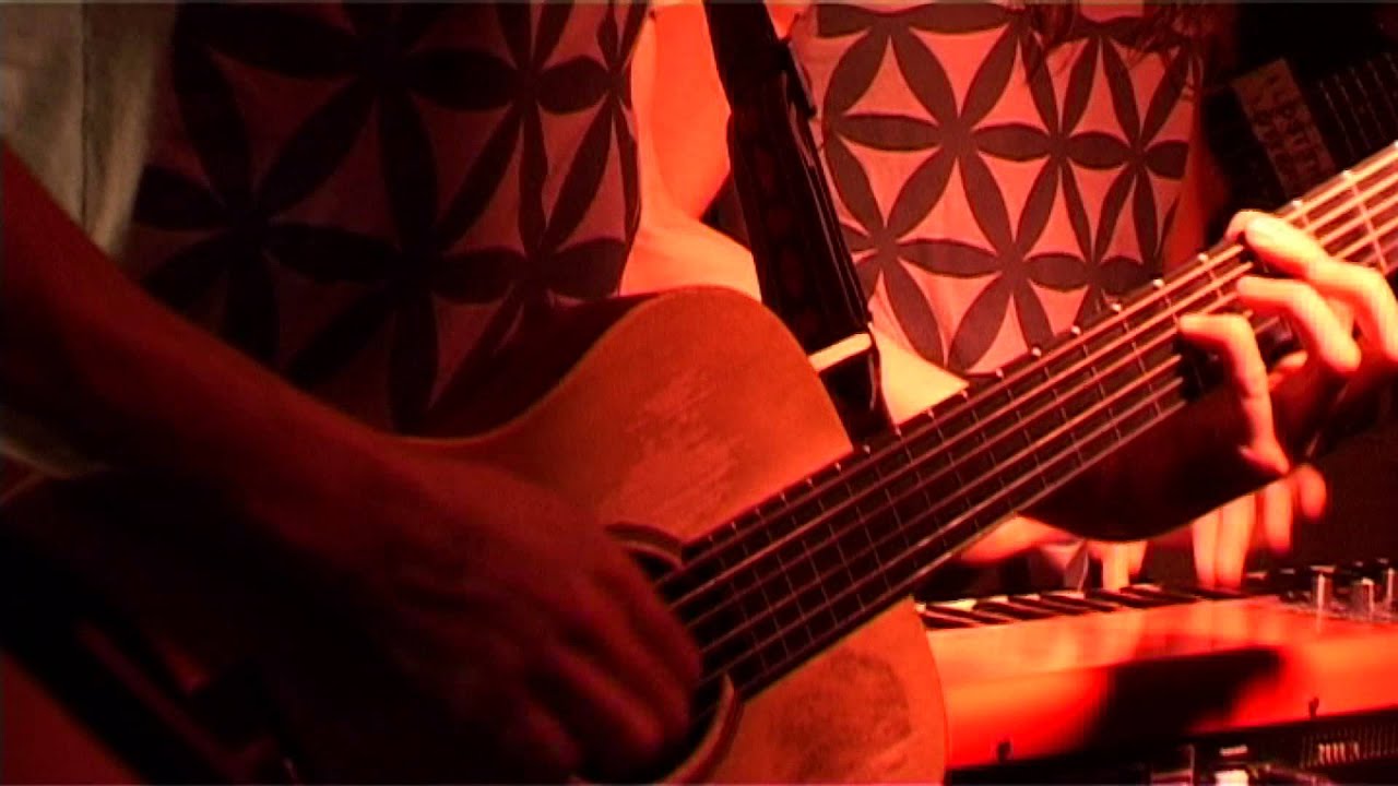 Fol Chen 'No Wedding Cake' // BeatCast Live Series - YouTube