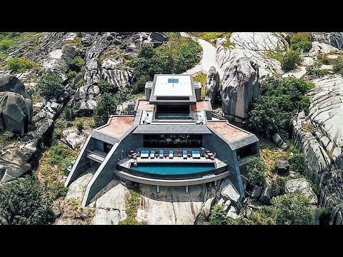 BEST Mansions For The Zombie Apocalypse !