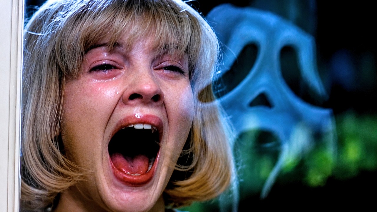 Masked Killer Terrorizes a Small Town | Scream (1996) Movie Recap - YouTube