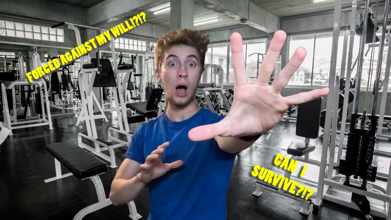 CLUELESS WEEBS MEET FITNESS!?!? - YouTube