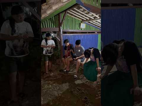Kalian kalau bulan puasa main sama temn gini jga ga,malemnya main perang sarung #Shorts #lucu #kocak