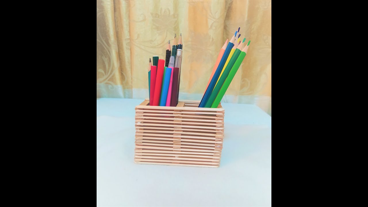 DIY Popsicle sticks pen holder - YouTube