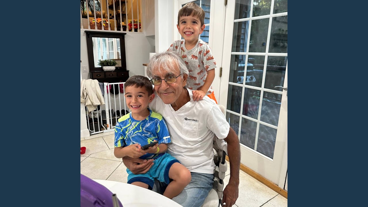 Ahoovati She Li (feat. Aron Michael) - YouTube