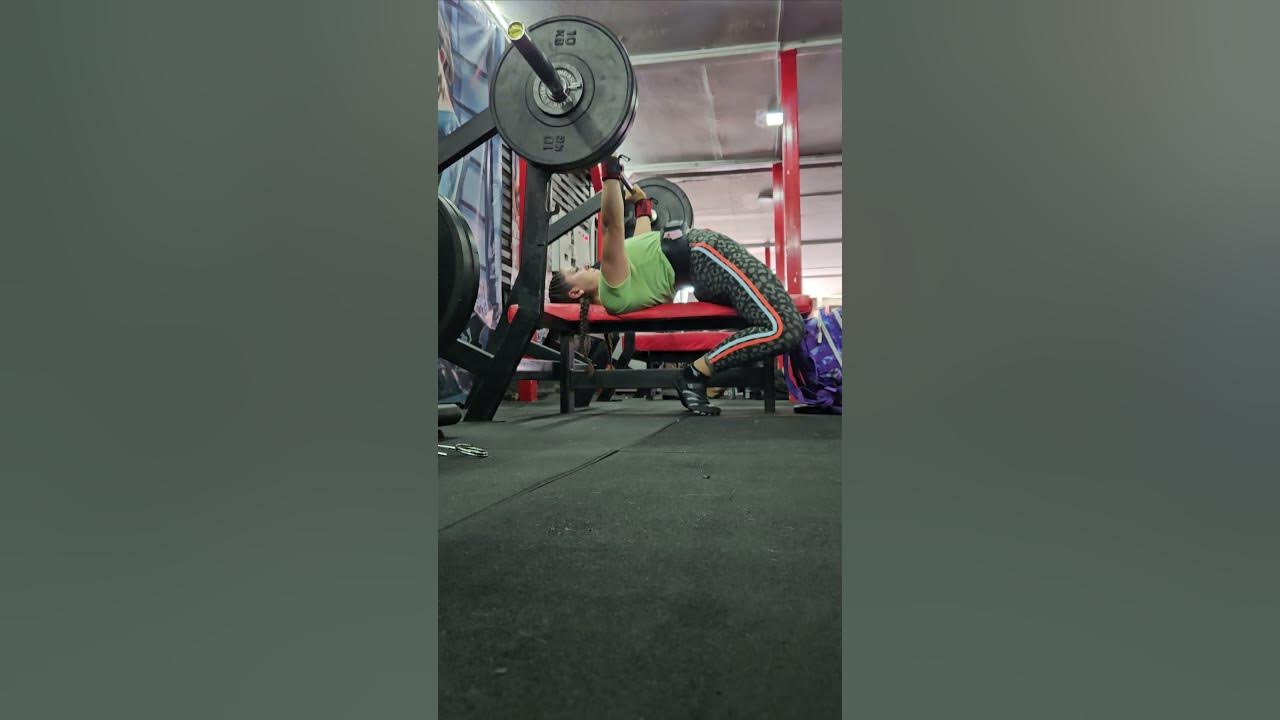 Close grip 62kg - YouTube