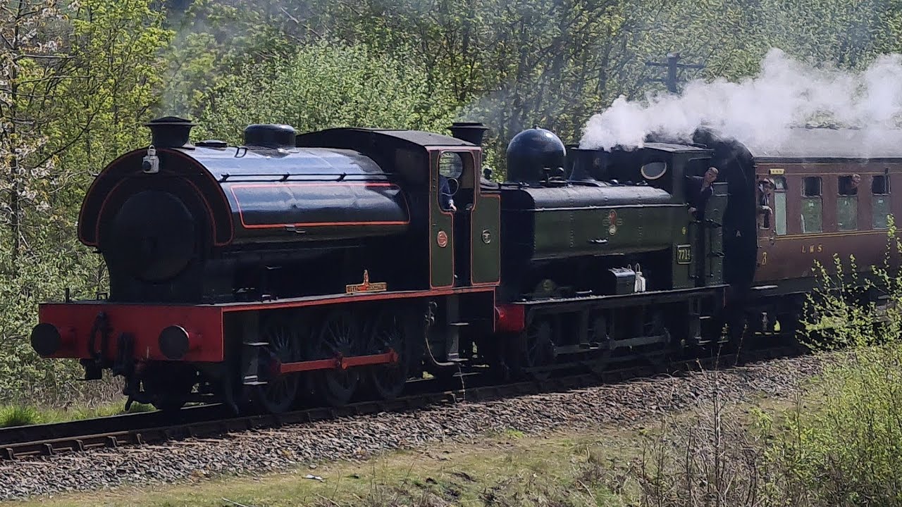 Hunslet Austerity Saddle Tank No.71516 Welsh Guardsman & GWR Pannier ...