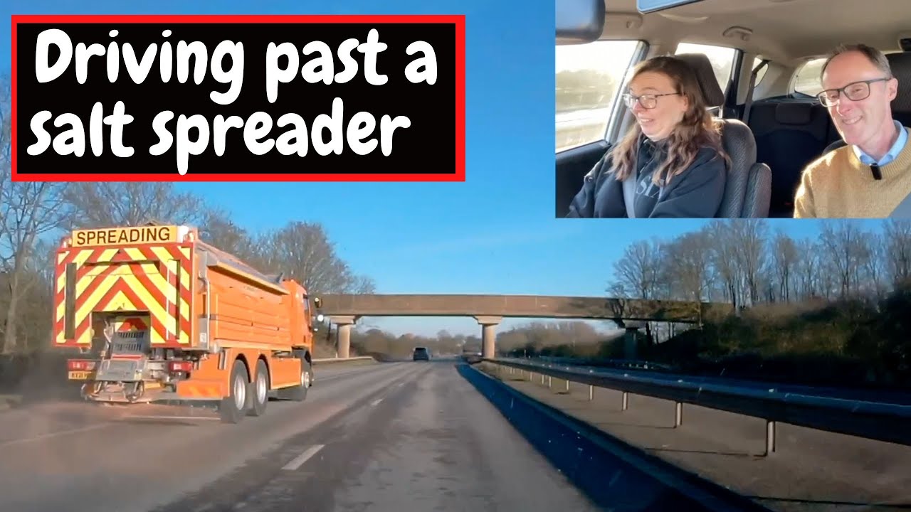 SALT SPREADER VEHICLE ON MOTORWAY! - YouTube