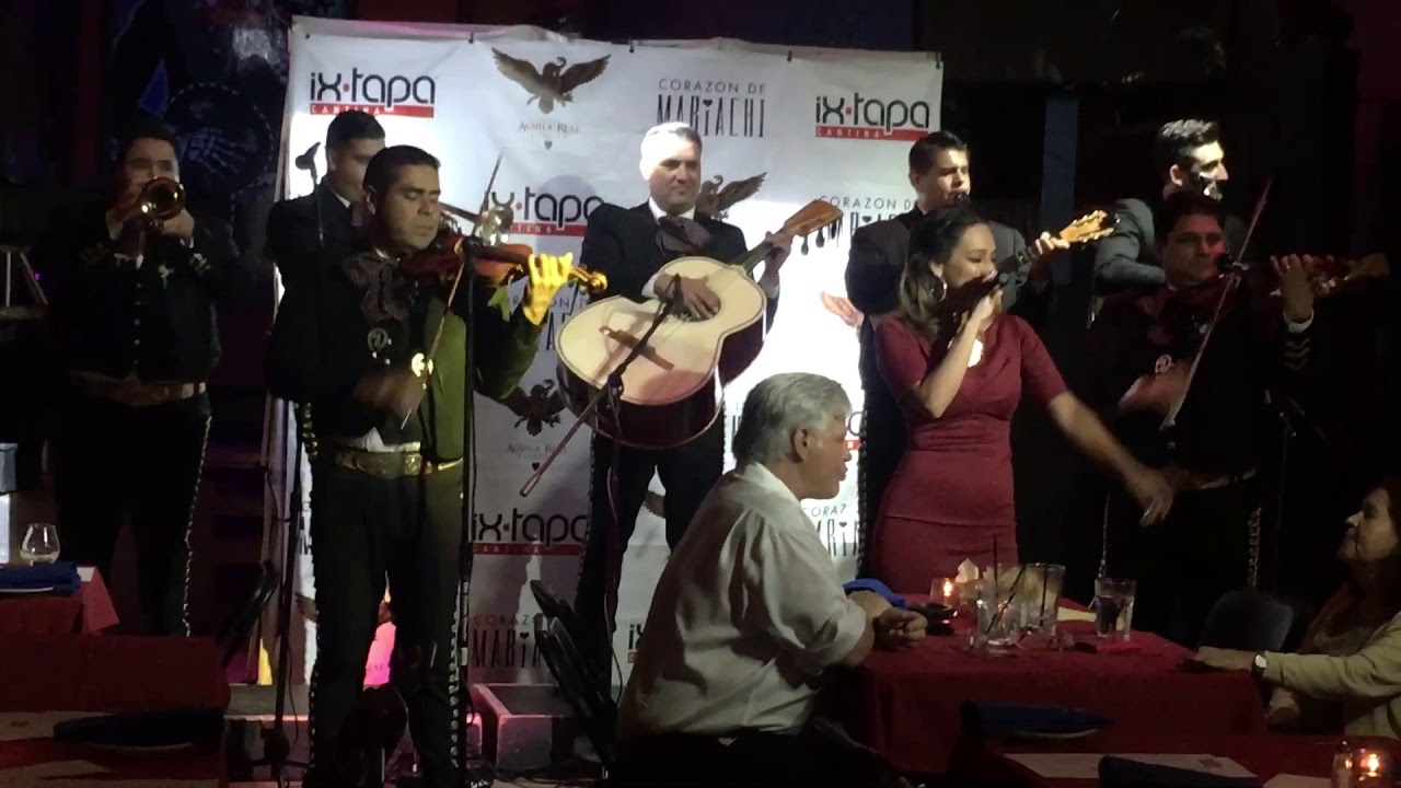 Stephanie Amaro & Mariachi Garibaldi at Ixtapa's Dinner Show in ...