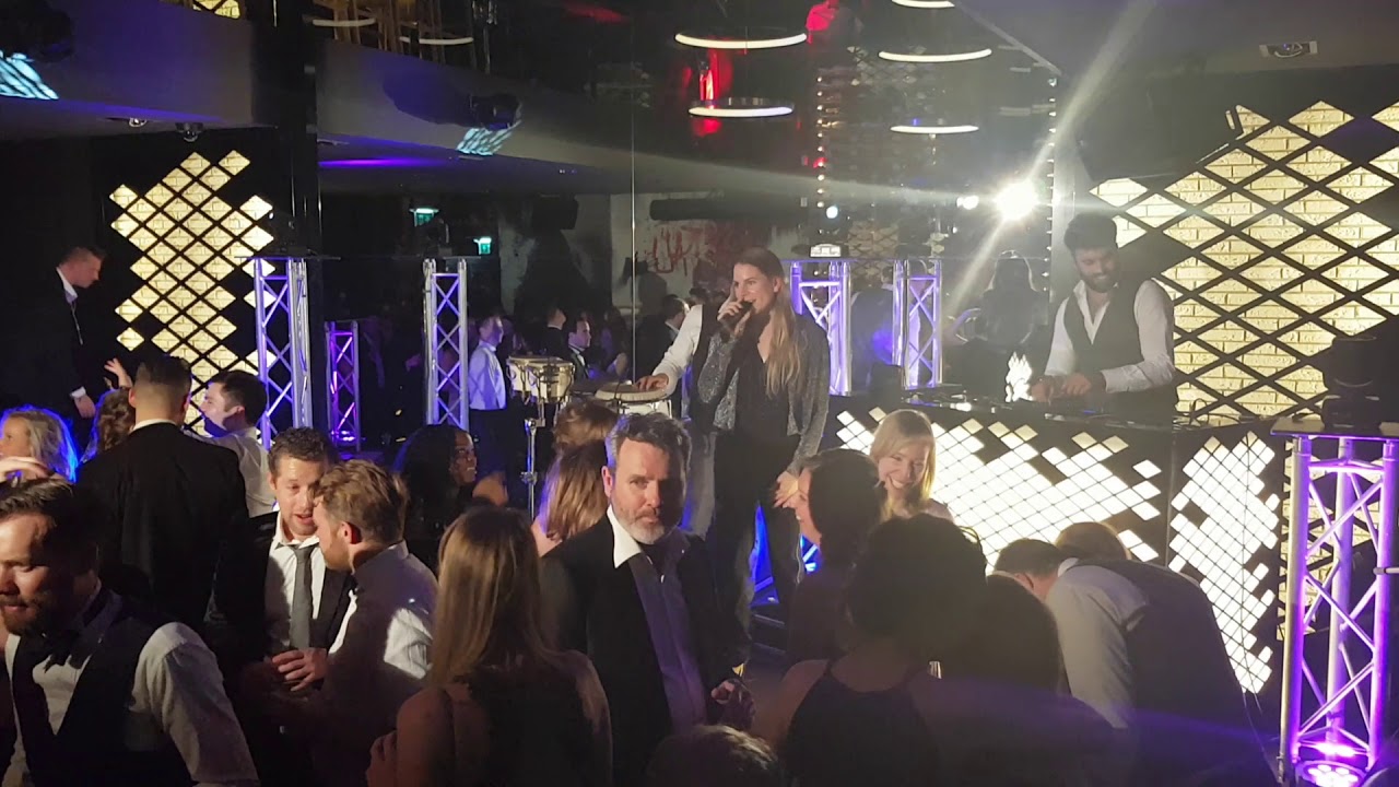 Timeless live band - YouTube