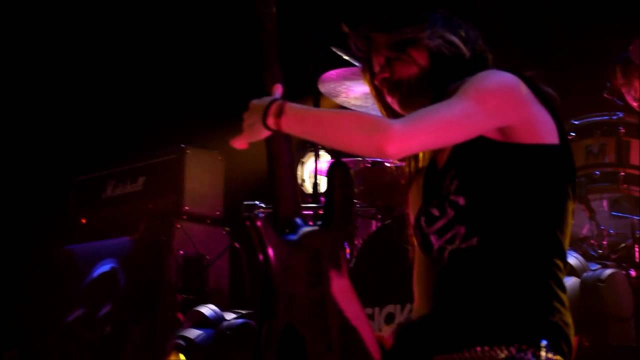 Sick Puppies - Riptide (Live Concert at the NorVa, Norfolk, VA) - YouTube