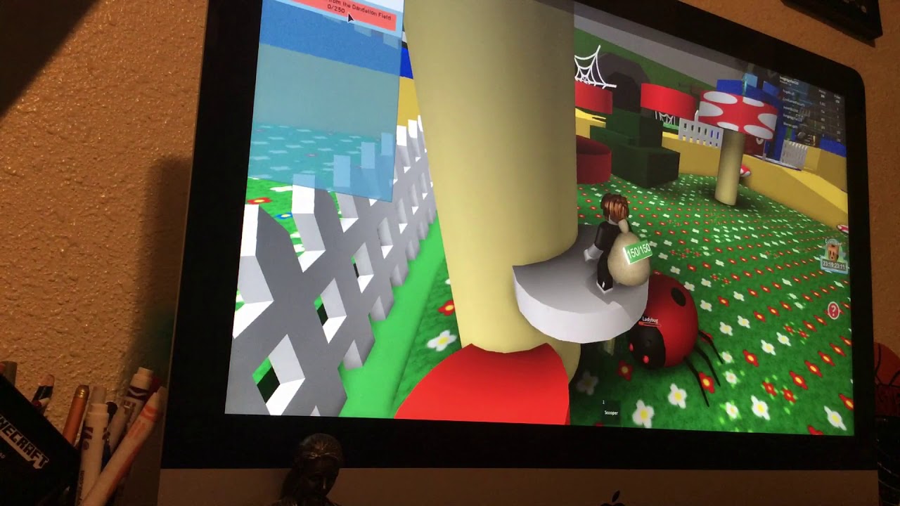 Beeeeeeeeees - YouTube