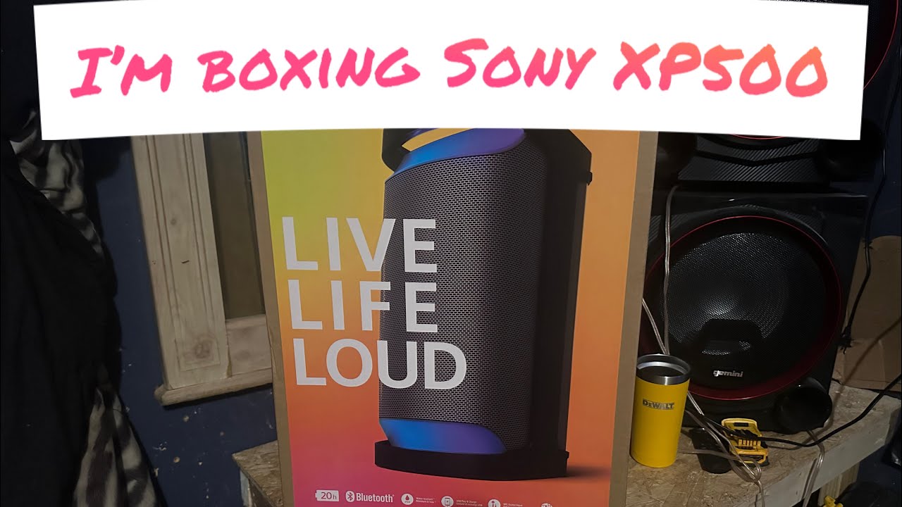 boxing Sony XP 500 - YouTube