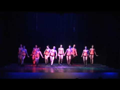 Iringó TáncStúdió_DS_ZáróGála2016_Uptown funk