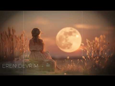 Eren Devrim  - Boş Dünya - (Official Music Video)