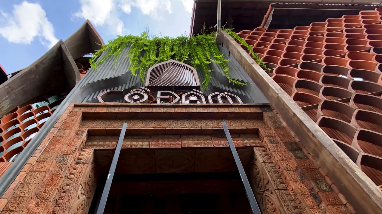 CO DAM- Vegetarian restaurant - YouTube