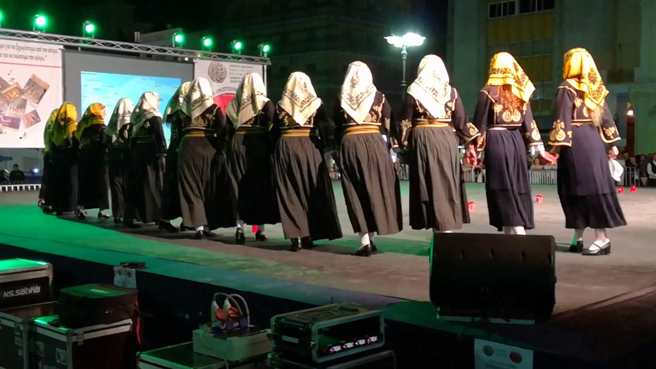 Συρτό Αρτάκης, τέσσερα μάτια δυό καρδιές - YouTube