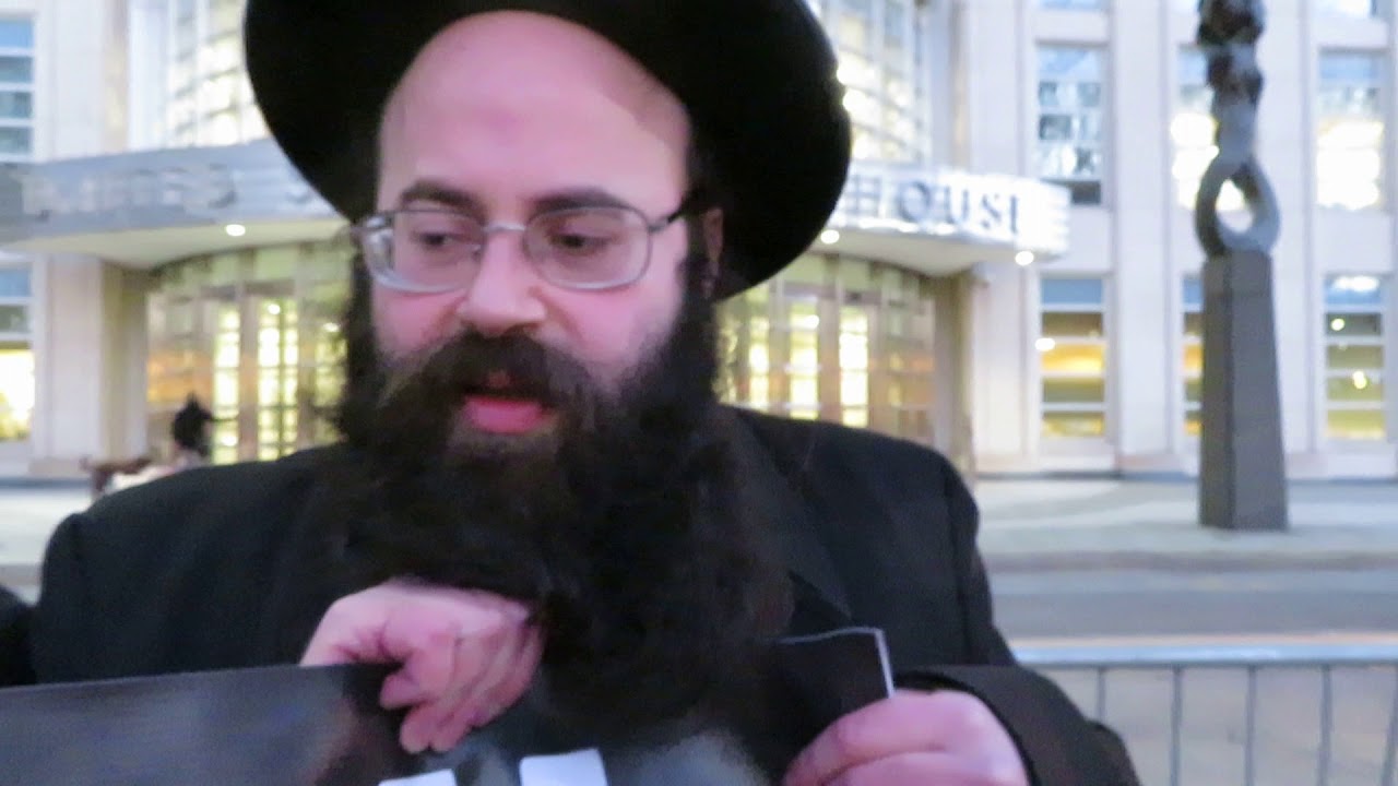Rabbi Yoel loeb in regard new education law in New York - YouTube
