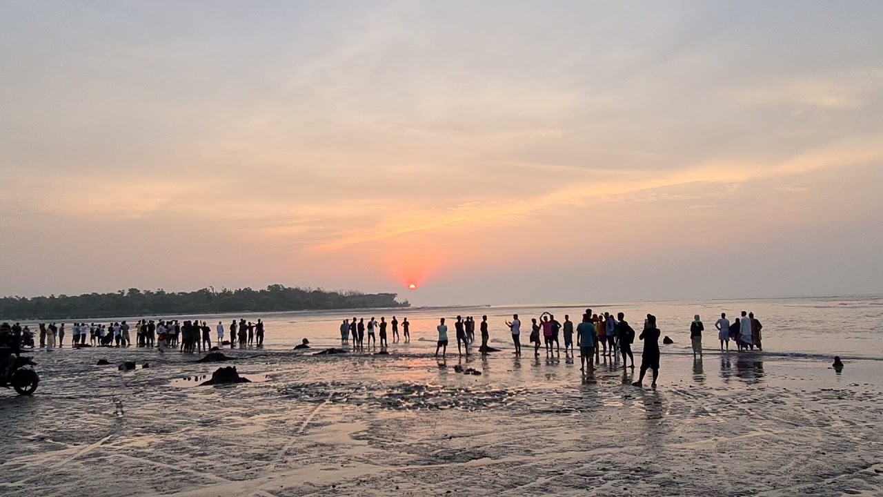 Sunrise from Kuakata - YouTube