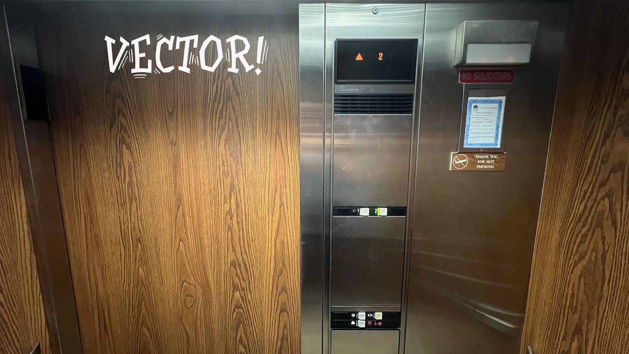 Montgomery Vector Elevator at Lake Forest Plaza Lake Forest, IL - YouTube