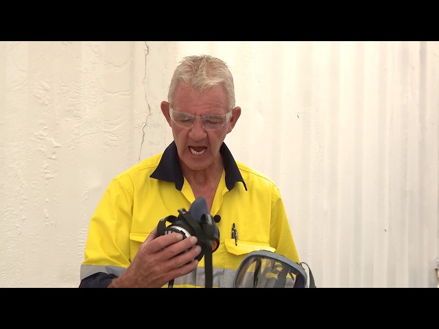 Using full face masks » Abrasive Sand Blasting Spray Equipment Cost Buy ...