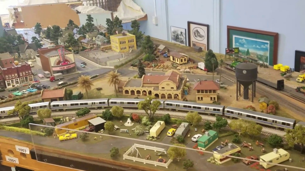 Model Bart Train 7 Cars at CMRS Part 2 - YouTube