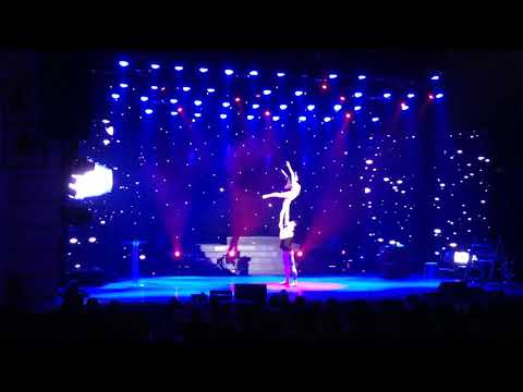 Ballet on shoulder肩上芭蕾 - YouTube