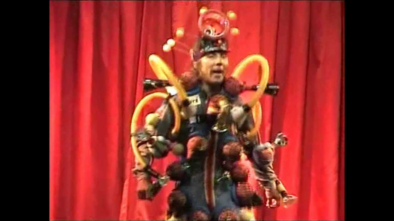 Funny Funny One man band with his Horns - YouTube