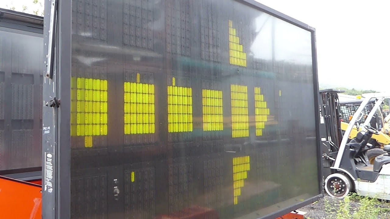 1998 Addco DH1000 Solar Message Board Trailer - TRO 1006212 - YouTube