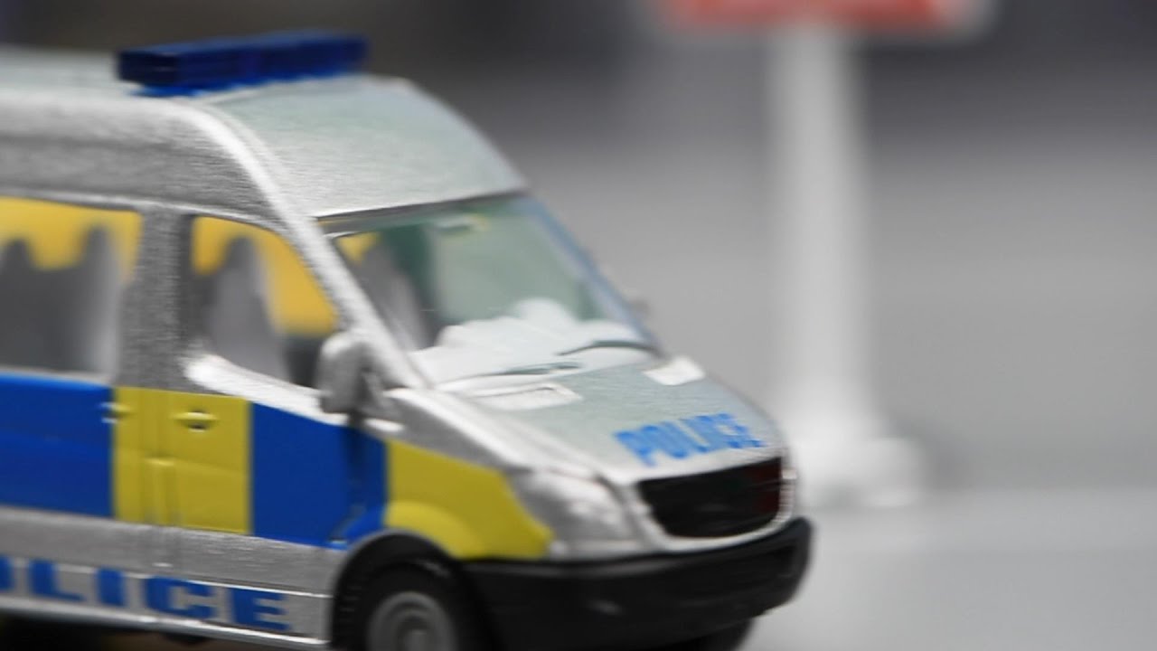 Siku - Police Set - 1824 - Review - YouTube