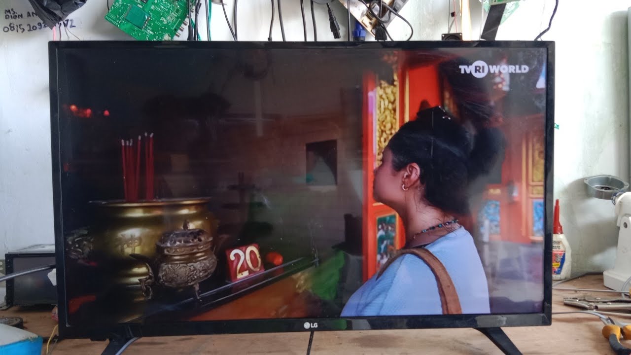Kerusakan Tv LCD LG kalau di colokan Turun stut KWH listerik - YouTube