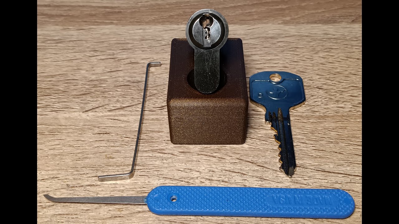 [143] Lucznik Archer E8 Picked and Gutted - YouTube