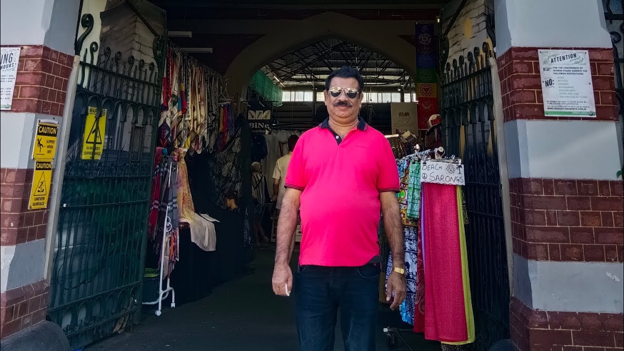 Fremantle Sunday Market Australia - YouTube