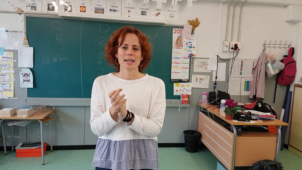 FINGERPLAY - Little clapping mouse - YouTube