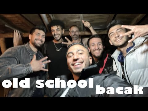 OLD SCHOOL BACAK