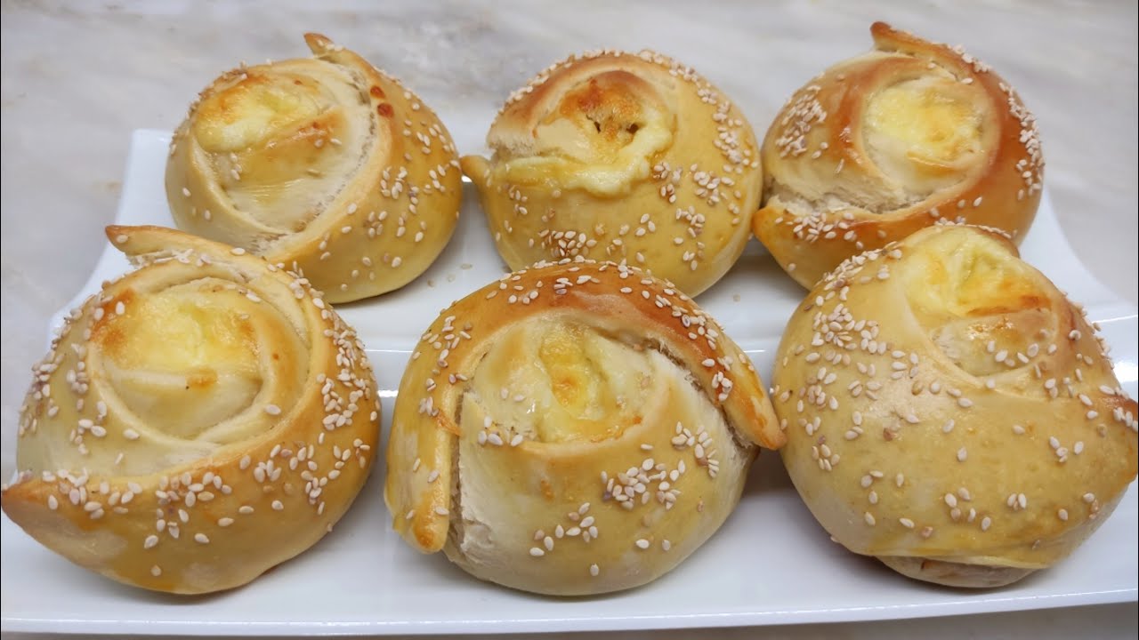 Chicken Rose Bun | Flower Bun | Turkish Rose Rolls | Stuffed Bun ...