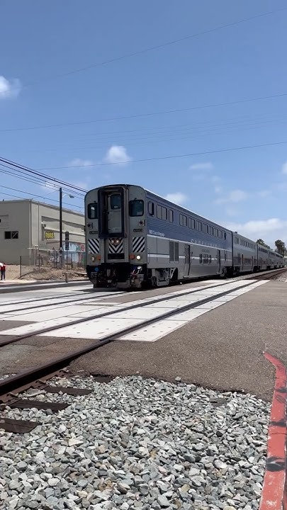 Amtrak 6903’s New Disgusting K5LA - YouTube