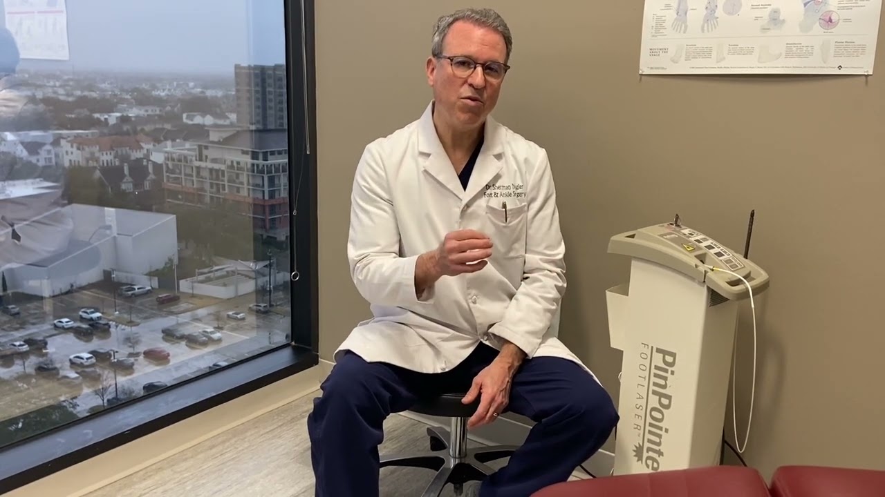 PinPointe Laser (Toe Nail Fungus) - YouTube