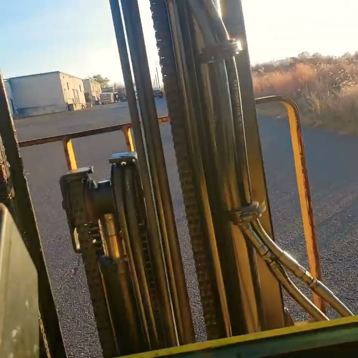 Test drive new engine chevy 2.2 #forklift #hotrod #contruction #chevy # ...