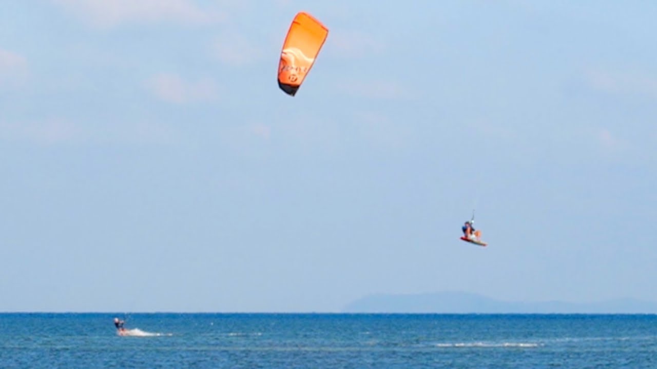 Fly High !! Kite Boarding at Ten RooMs Trikora Beach Bintan Indonesia ...