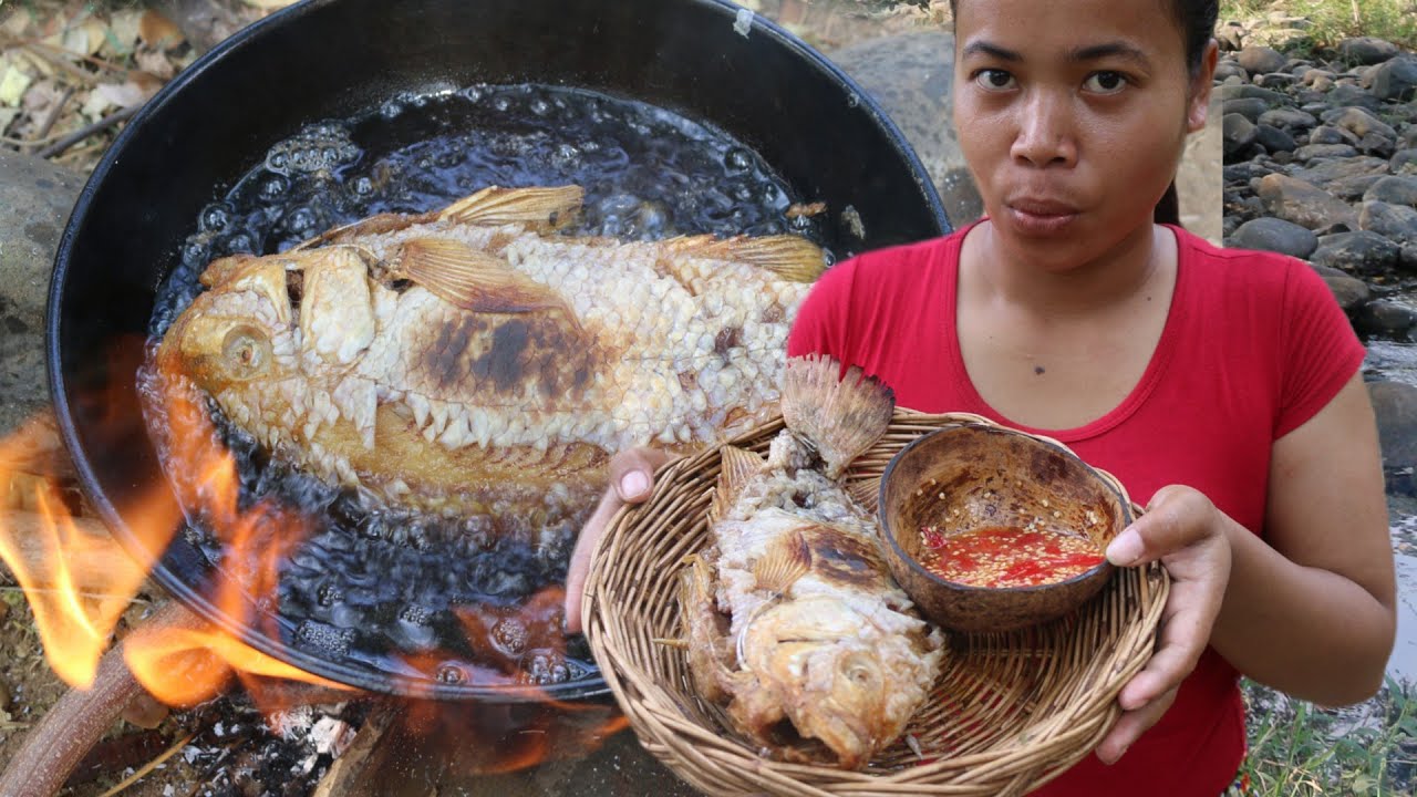 Cooking Daily Life: How to cook fish and fish by the river and eat ...