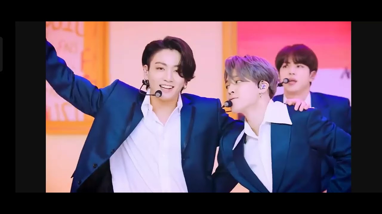 BTS 'Dynamite' @FNS MUSIC FESTIVAL - YouTube