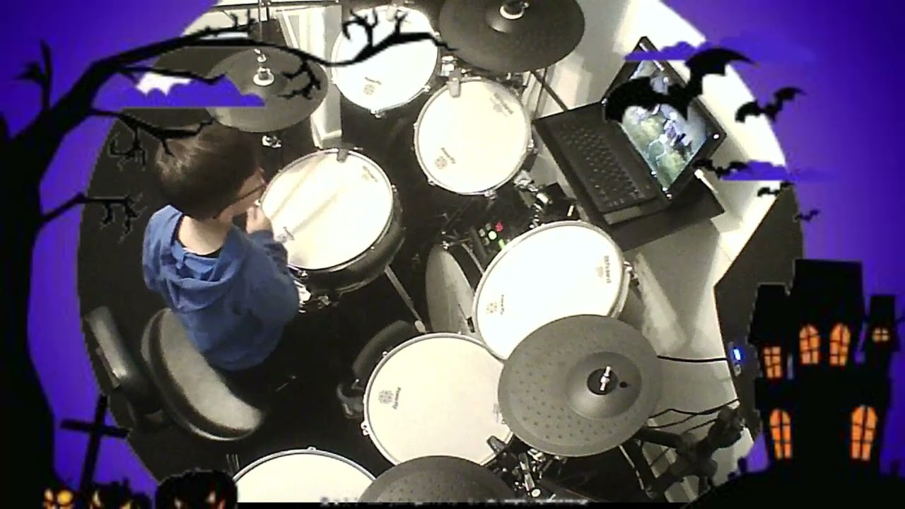 Tyler Yim Spooky Scary Skeletons - YouTube