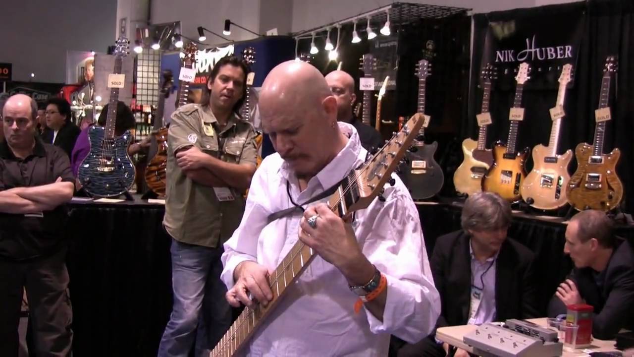 Steve Adelson and Carl Roa - Phase Dance - NAMM 2010 - YouTube