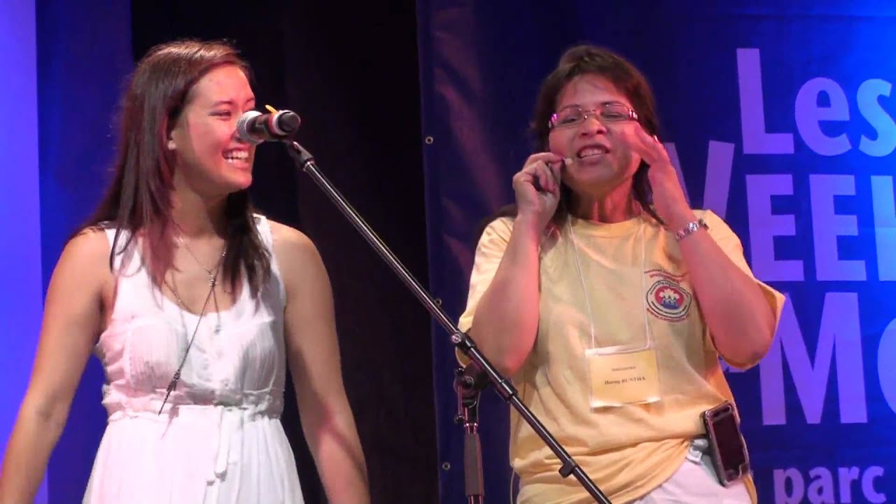 Laura Mam au Festival cambodgien à Montréal 2010 - YouTube