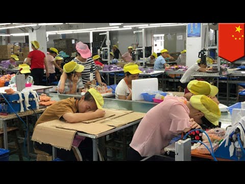 Chinese toy factory workers face awful working conditions - TomoNews