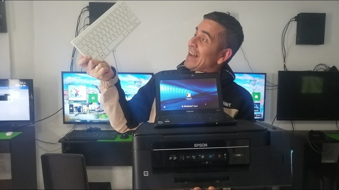 XBOX LA COMPUTADORA DEL FUTURO CIBER GAMER - YouTube