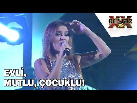 Demet Akalın'ın En Sevilen Şarkısı! - Beyaz Show