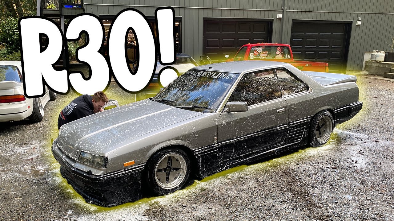ADDING AN R30 TO THE COLLECTION?! CRAZY JDM SPACE - YouTube