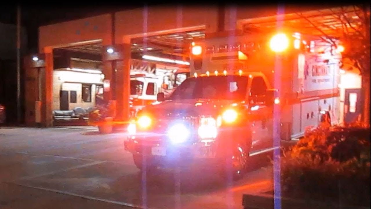 Cincinnati Medic 19 Responding - YouTube